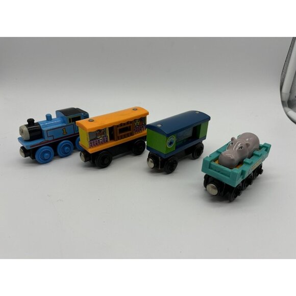 Thomas & Friends | Toys | Thomas Friends Wooden Railway Train Zoo Hippo ...